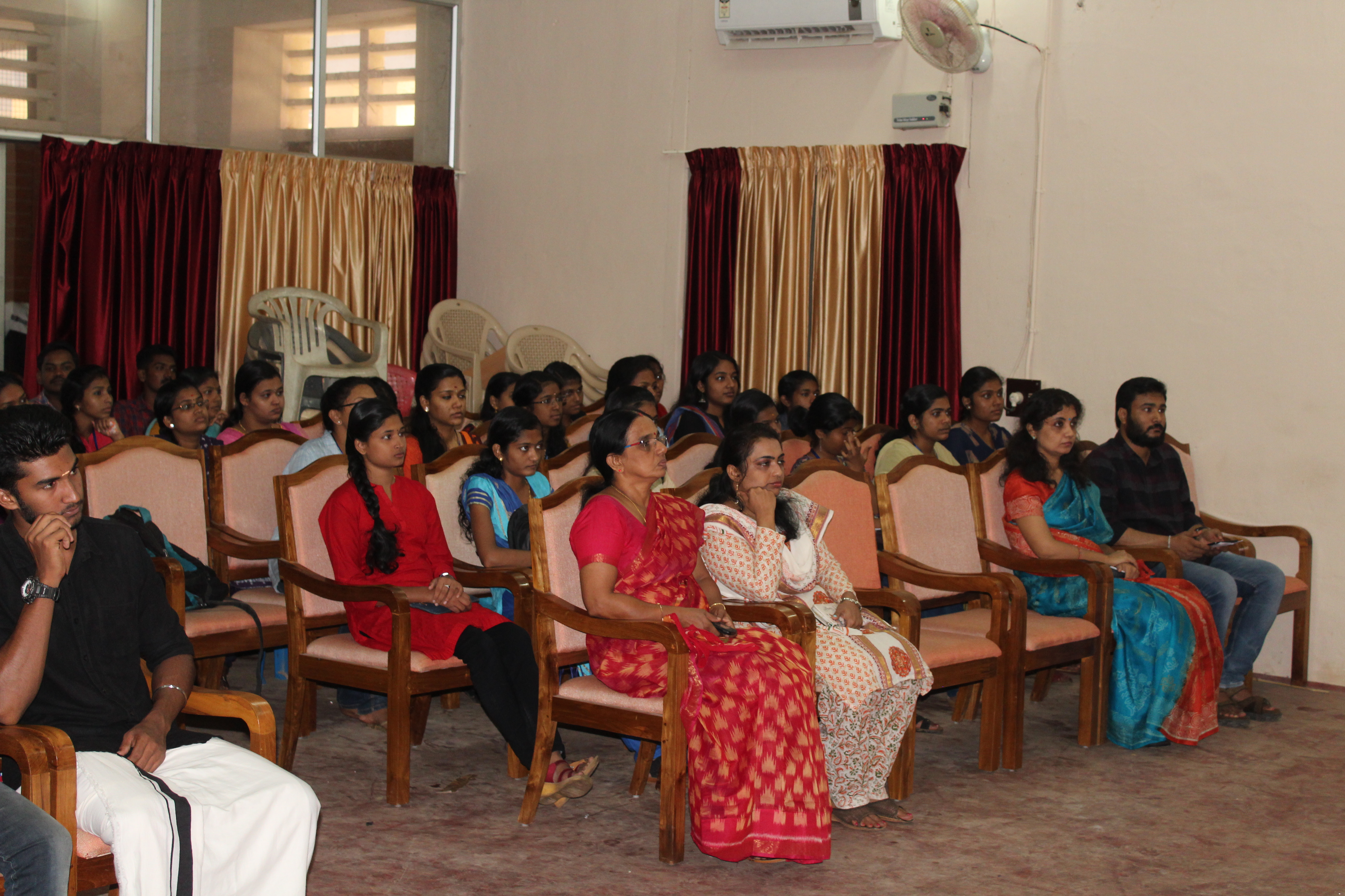 REPORT ON THE ACTIVITIES OF THE LITERARY CLUB 2017 18 Mahatma Gandhi report-on-the-activities-of-the-literary-club-2017-18-mahatma-gandhi